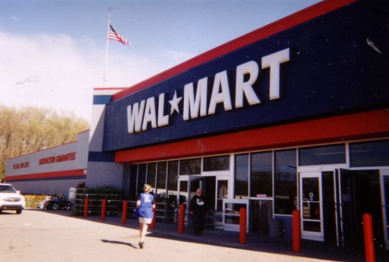 Wal-Mart fined for unsafe work conditions - Salon.com