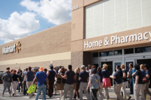 Breaking: Wal-Mart workers on strike, defying firings - Salon.com