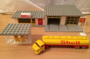 Greenpeace slams LEGO for its brand partnership with Shell - Salon.com