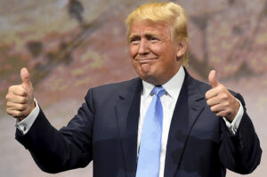 Donald Trump's bizarro world: How the billionaire blowhard is duping ...