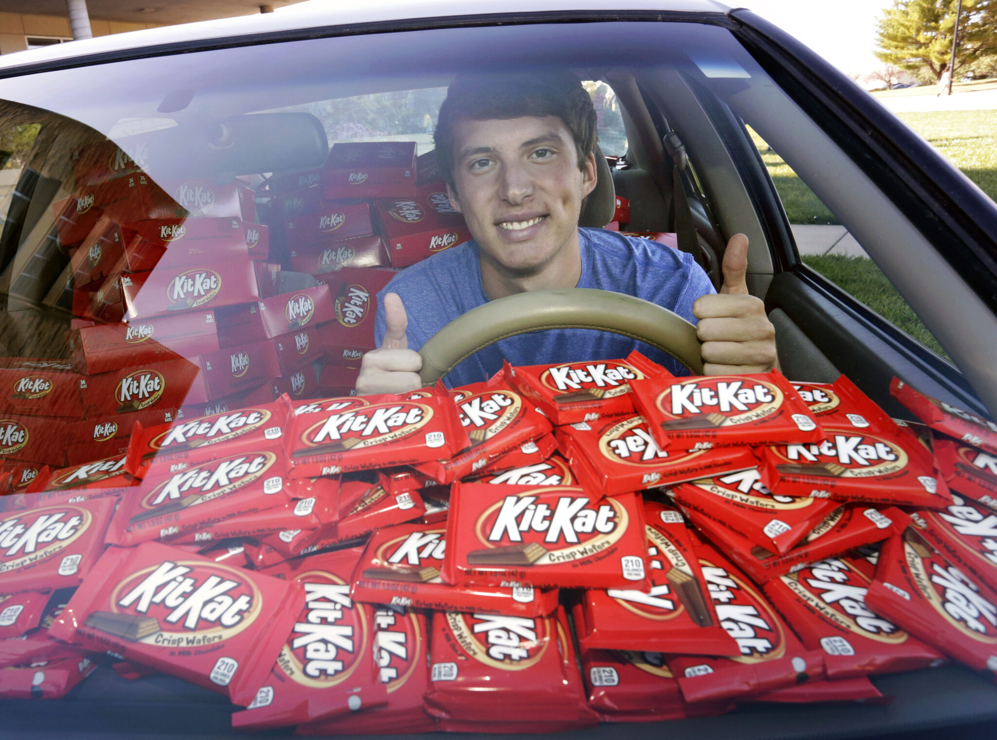 College student has Kit-Kat stolen, company sends 6,500 more - Salon.com