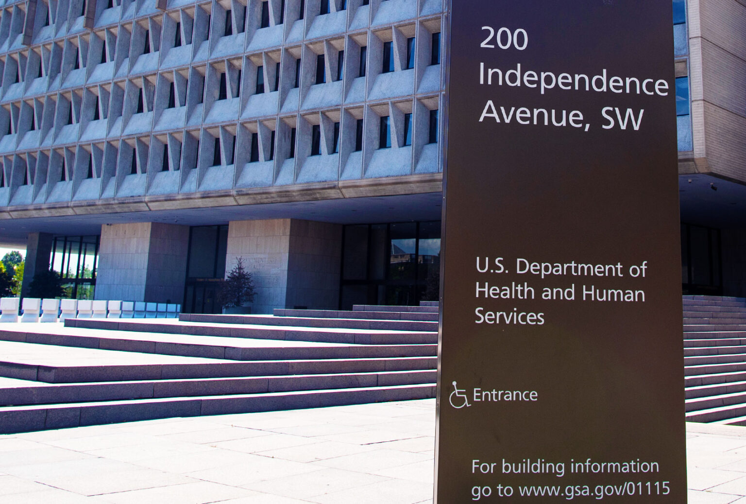 HHS lawyer pushed to gut testing safety rules to help “special interest ...