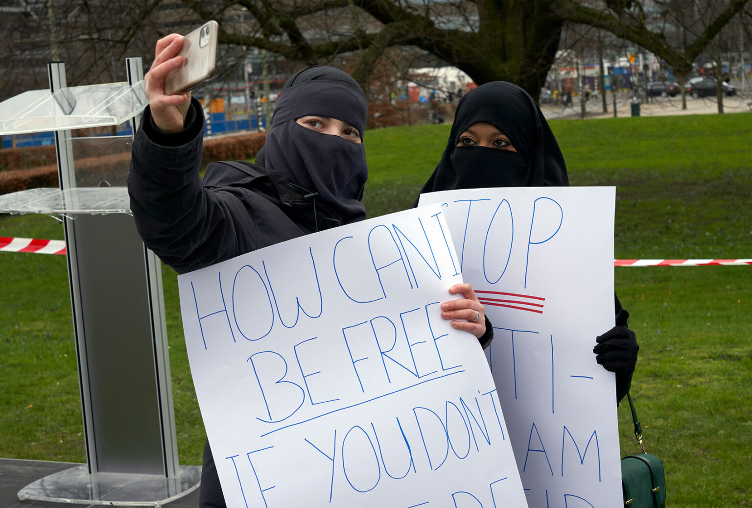 One year on, Muslim women reflect on wearing the niqab in a mask ...
