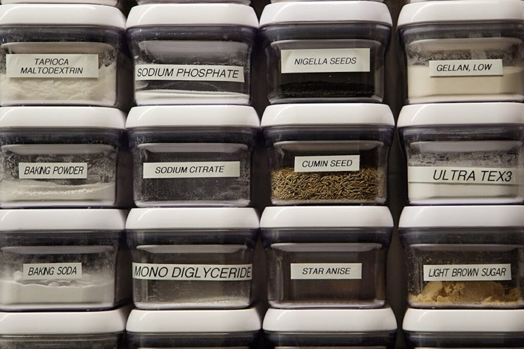 A simple guide to buying and storing spices like a professional chef ...