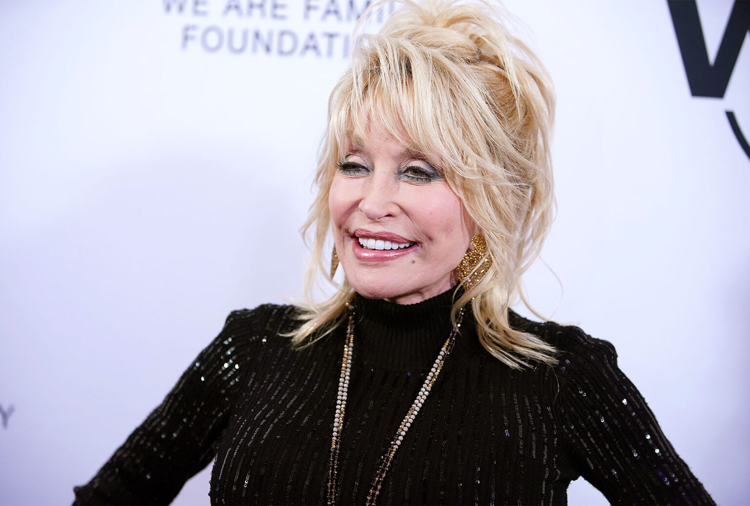 Dolly Parton invested "I Will Always Love You" royalties to honor ...