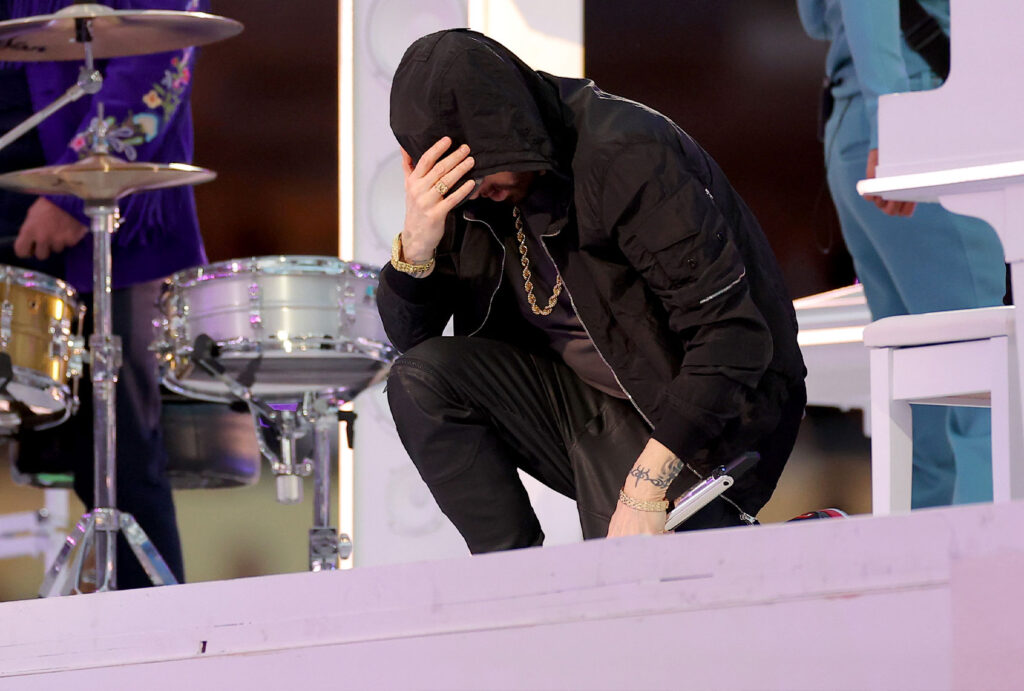How the NFL tried and failed to censor its hip-hop halftime performance ...