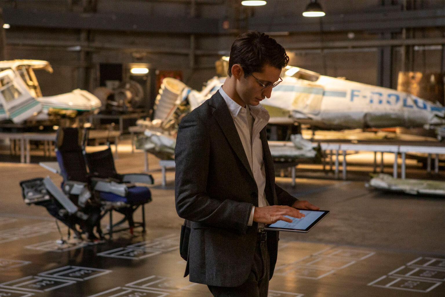 "Black Box" filmmaker on making a plane crash thriller that requires ...