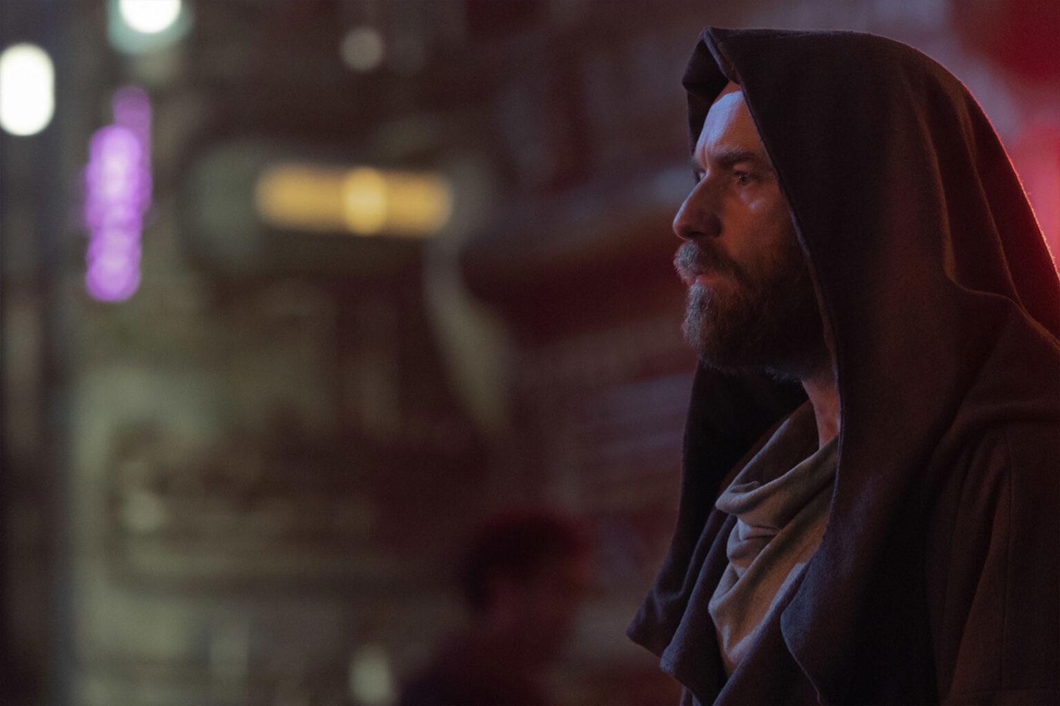 Uncle Owen! A bounty hunter! 7 details you may have missed in the "Obi ...