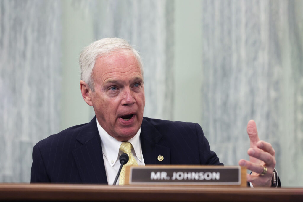 “Self-Serving Multimillionaire”: Ron Johnson pushes to dismantle Social ...
