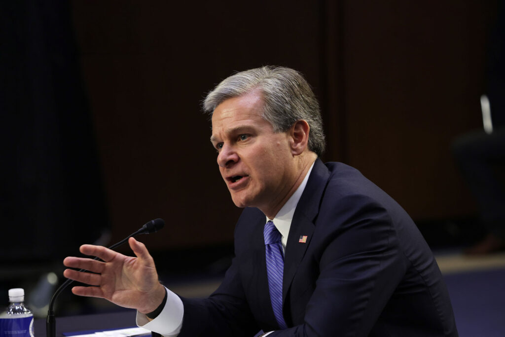 "Not easy for me": FBI Director Wray says he will resign before Trump ...