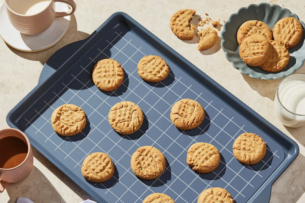 How to clean cookie sheets (goodbye grime!) - Salon.com