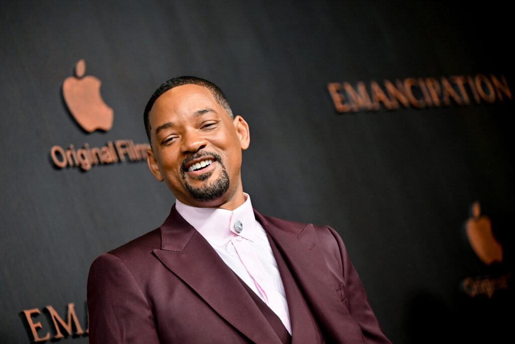 Will Smith presides over the most bizarre "Red Table Talk" yet – to ...