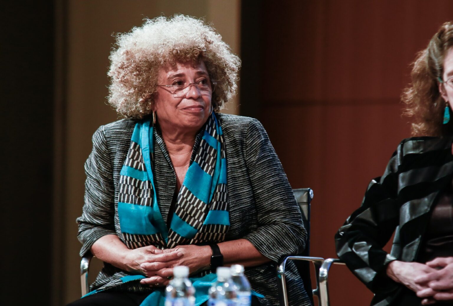 Civil rights activist Angela Davis learns surprising genealogy on ...