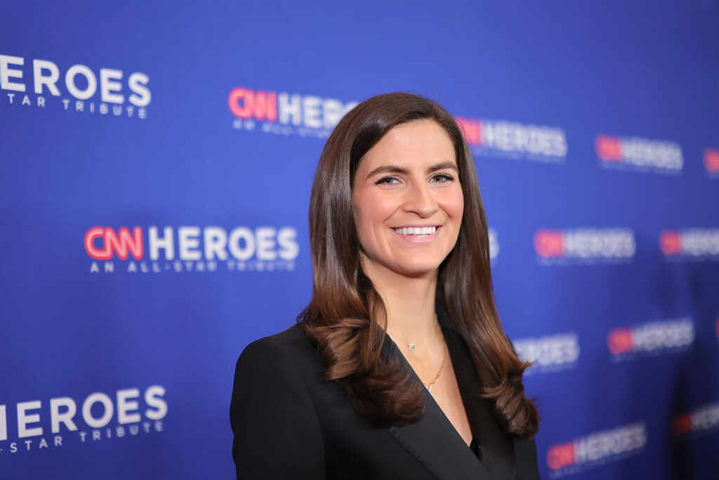 "Masterful performance": CNN defends "world-class journalist" Kaitlan ...