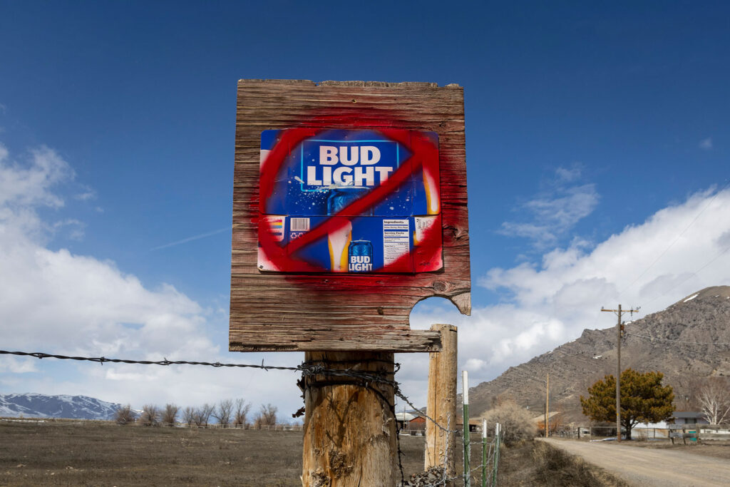 After inciting conservative boycotts and bigotry, Bud Light loses its ...