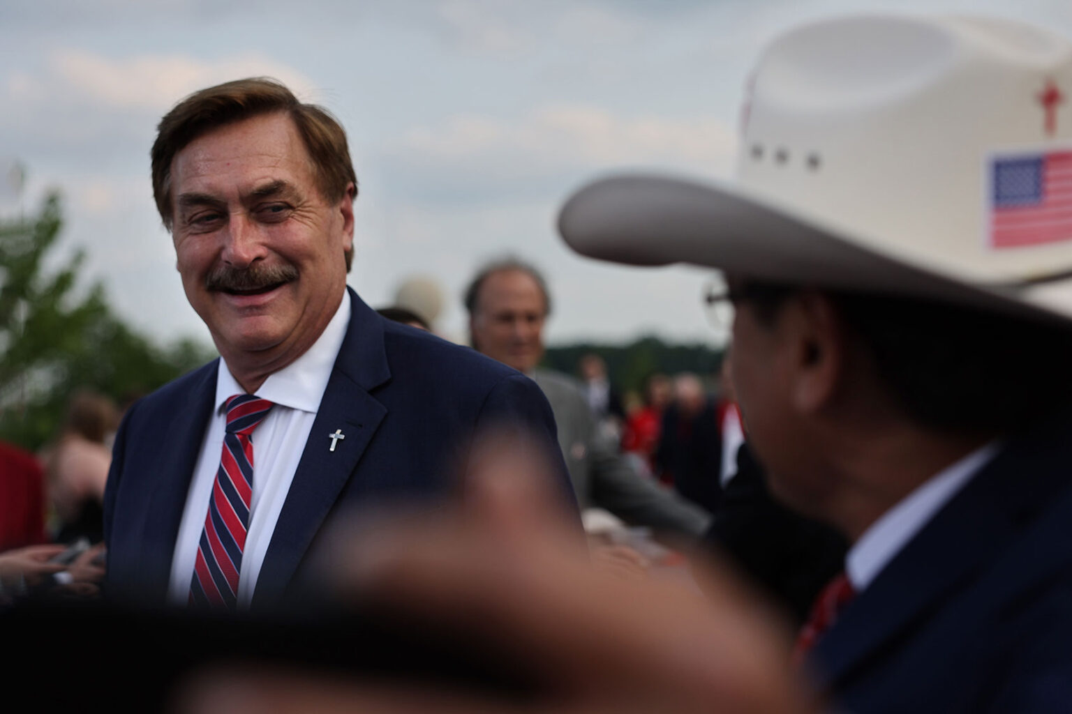 Mike Lindell, the MyPillow guy, auctions off equipment after pro-Trump ...
