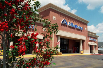 Washington state aims to block $25 billion merger between supermarket ...