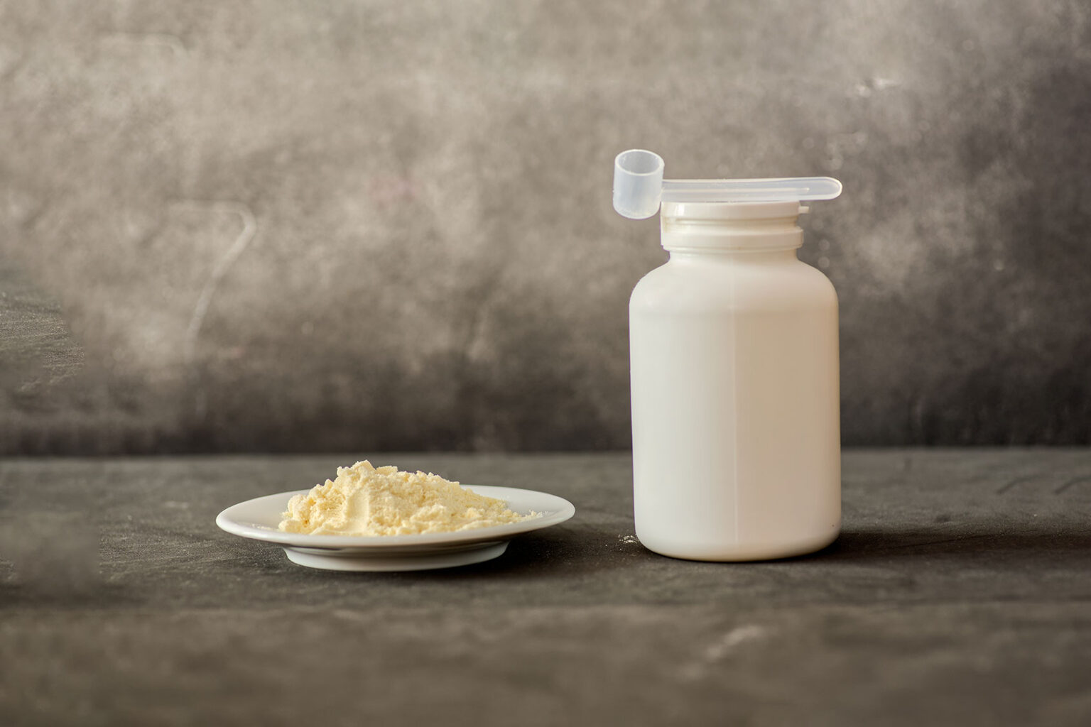 Colostrum craze: Why the "liquid gold" of cow milk is stirring up ...