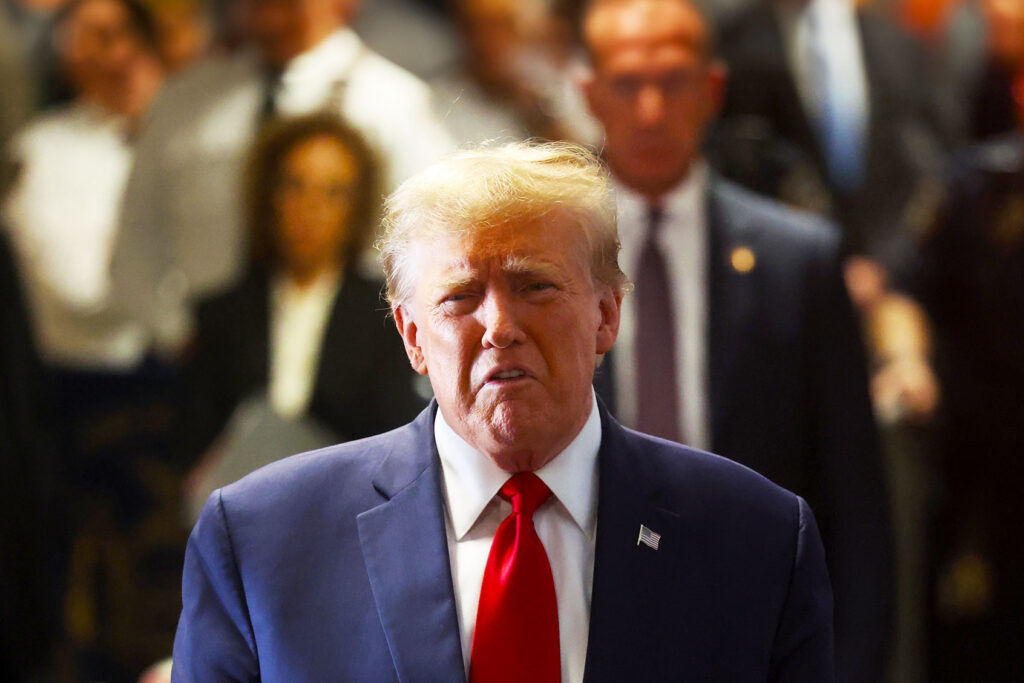 Legal scholars: Gagged Trump “playing with fire” in Truth Social posts ...