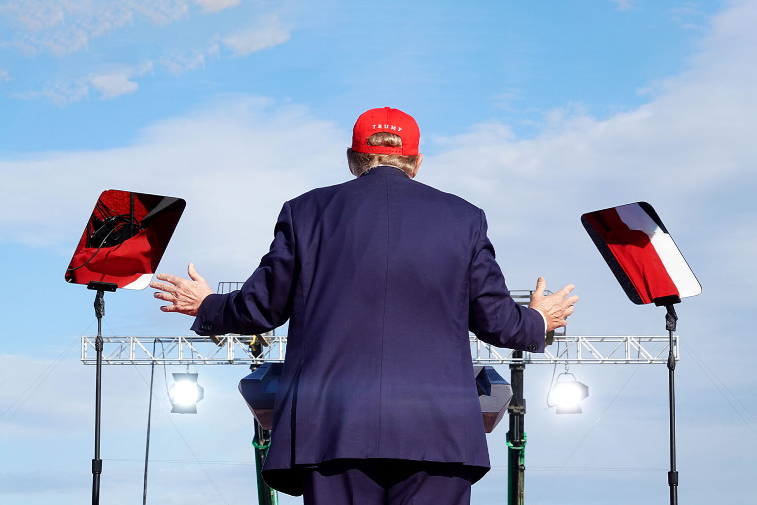 Profile of a would-be American assassin: Trump shooter straddles the ...