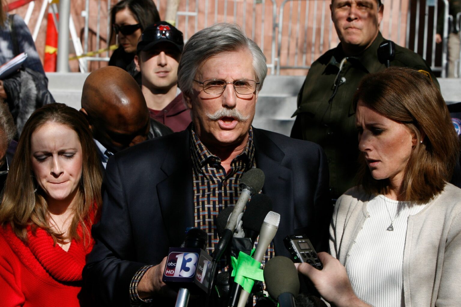 "No great loss”: Ron Goldman's family react to the death of O.J ...