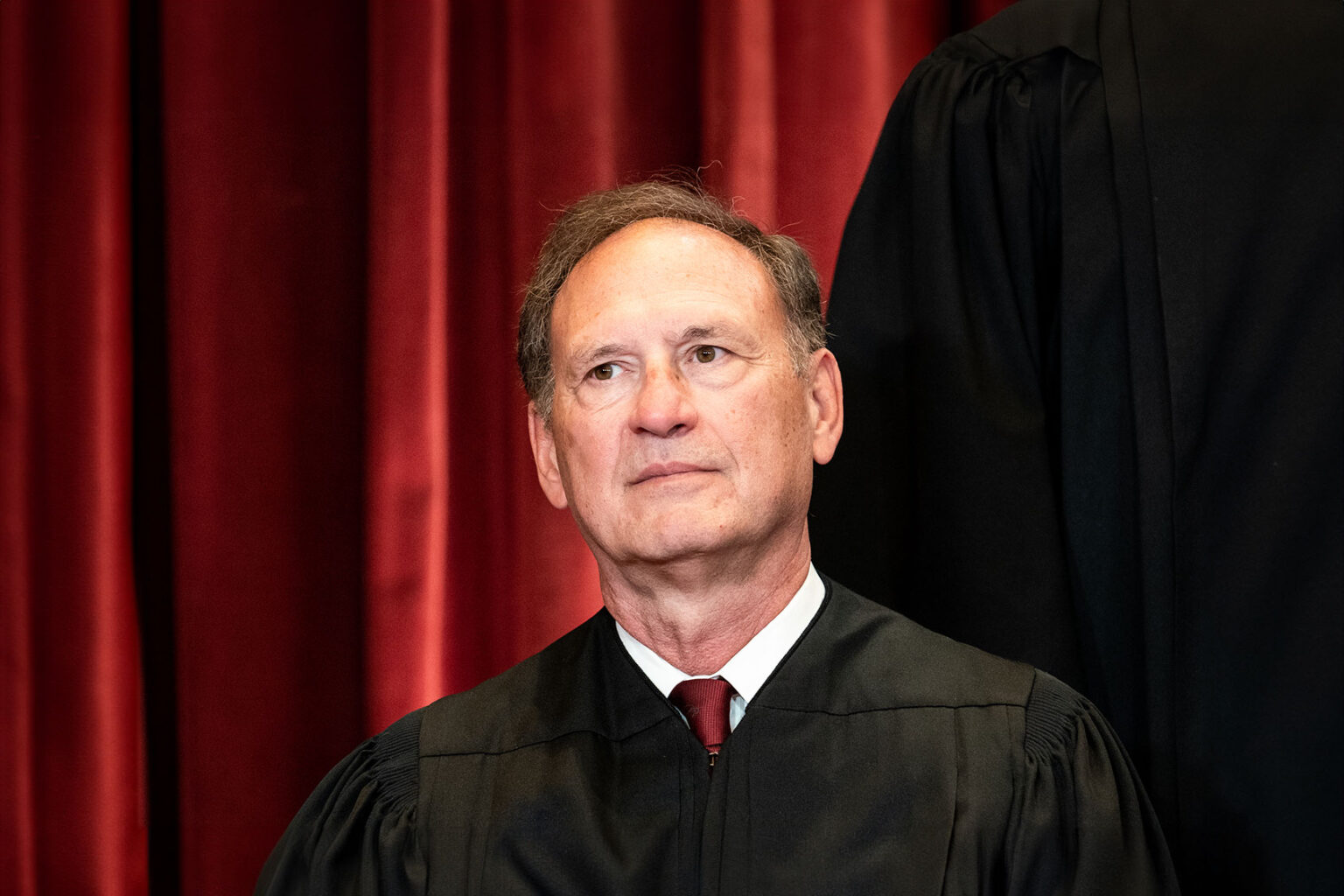 "Politician with robes": Expert says secret tape exposes Samuel Alito's ...