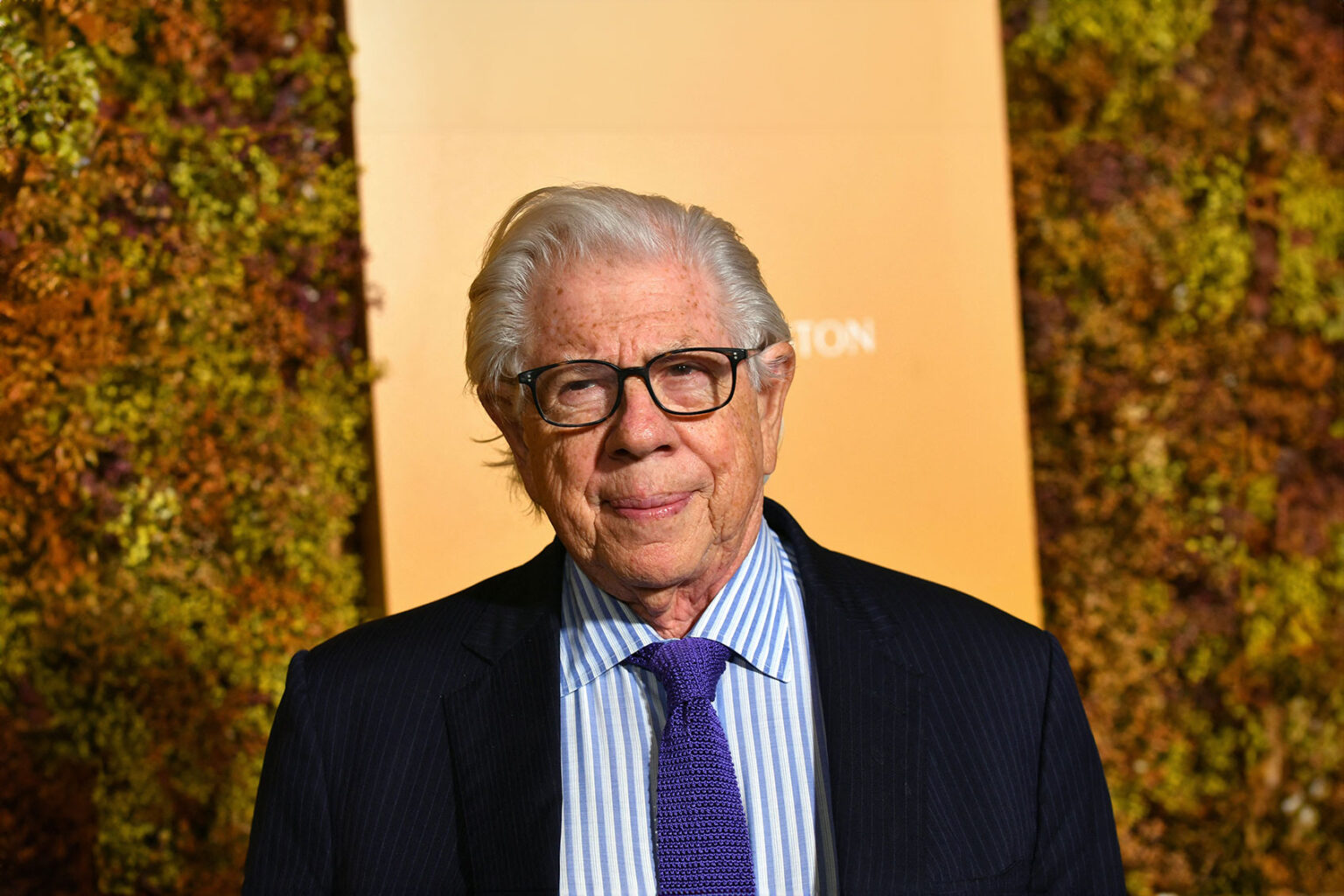 Carl Bernstein says Biden is "sharp" at meetings but his alarming ...