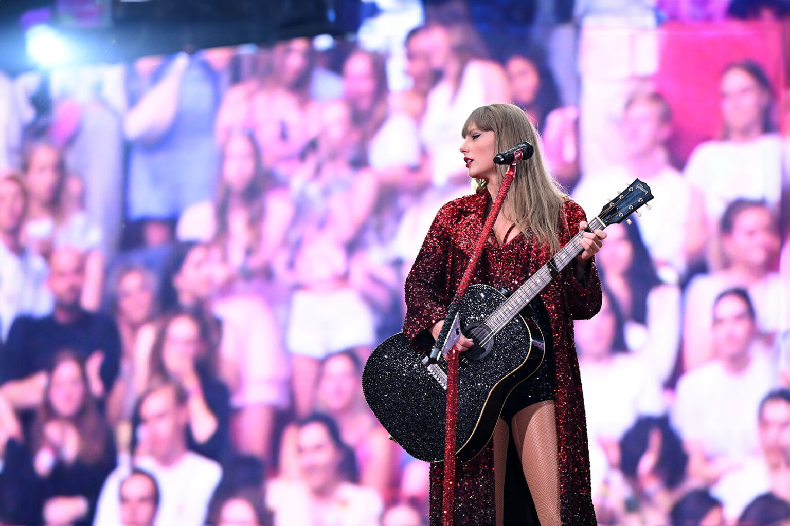 Worried Dems pitch "blitz primary" plan suggesting Taylor Swift ...