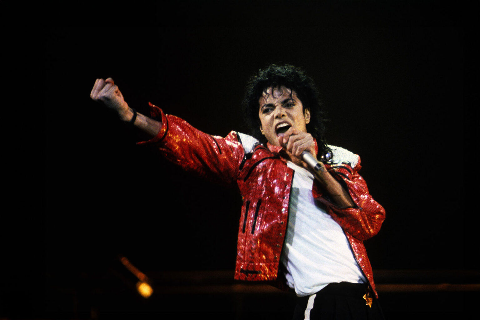 Michael Jackson's estate says sale of unreleased songs is "sad attempt ...