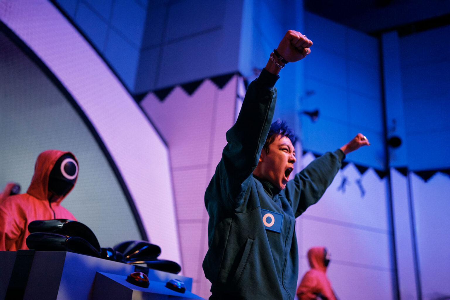 "Give me the green light": All hail the "Squid Game" manosphere mascot ...