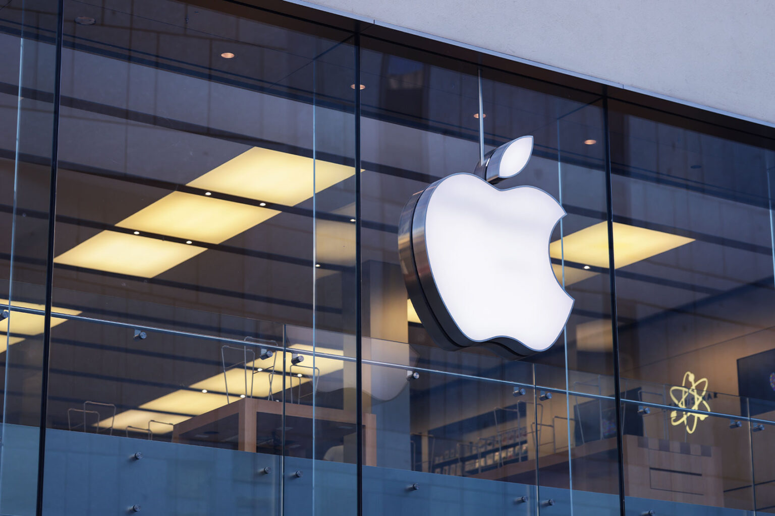 "Our strength comes from hiring the best people": Apple rejects push to ...