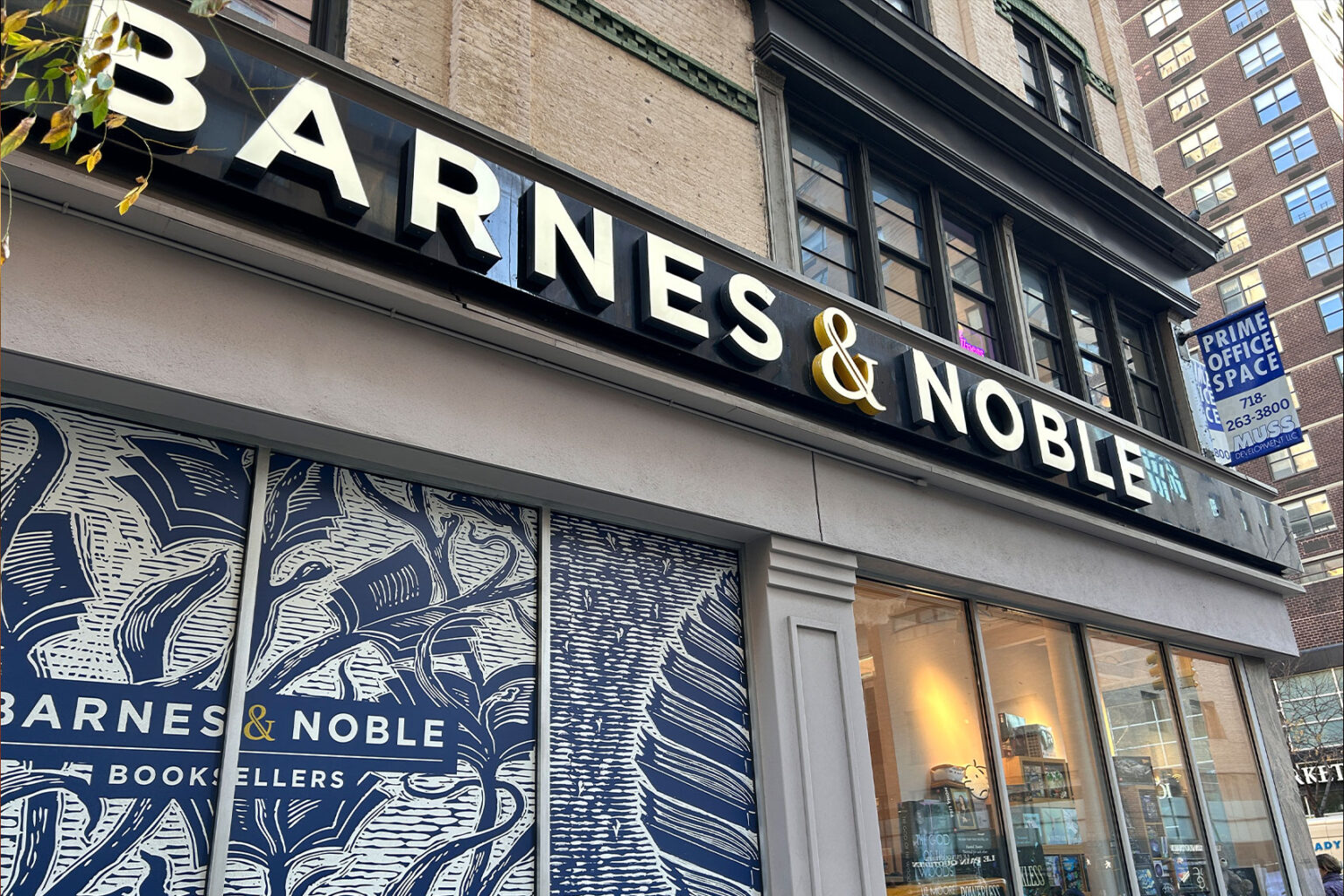Barnes & Noble opening 60 bookstores this year - Salon.com