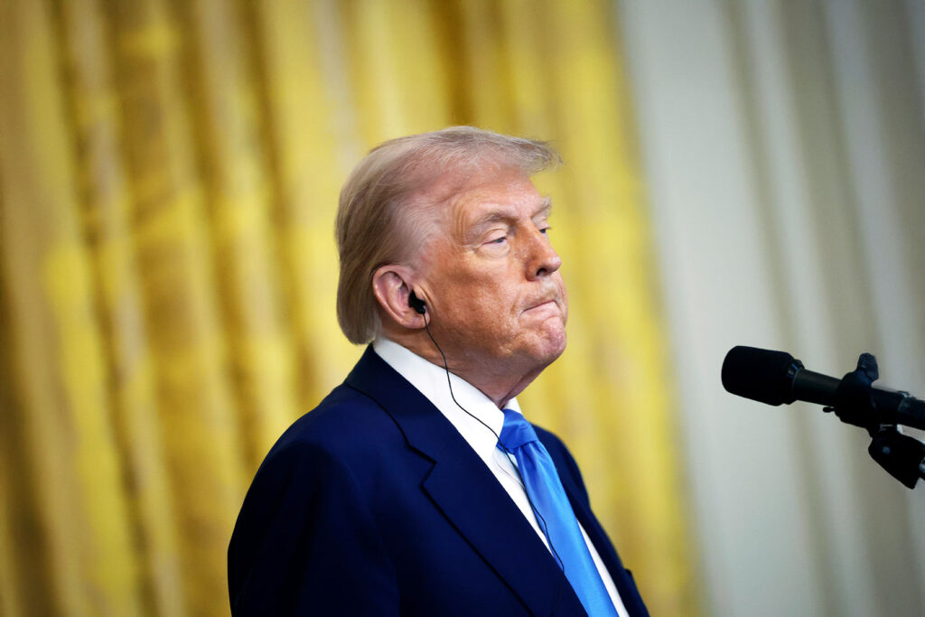 "Don’t know what this is gonna look like tomorrow": Trump advisers ...
