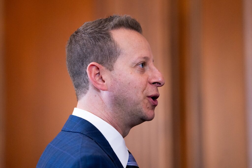 "Elon's telling the truth!": Dem Rep. says GOP bill will balloon debt ...